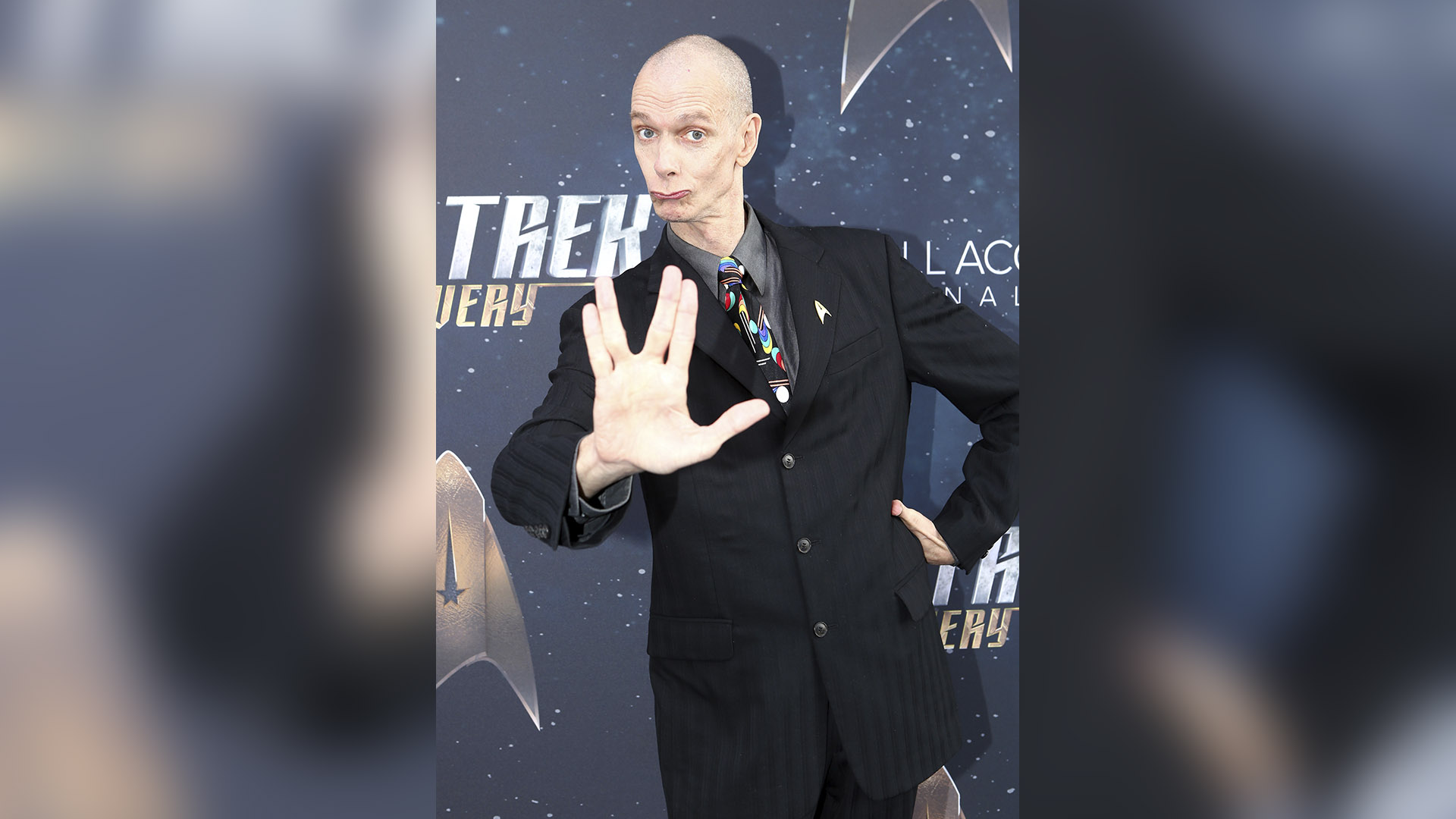 Saru Discovery Actor 60 Photos - Moonagedaydream.film