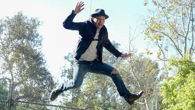 Watch Scorpion Season 1 Episode 1: Pilot - Paramount+